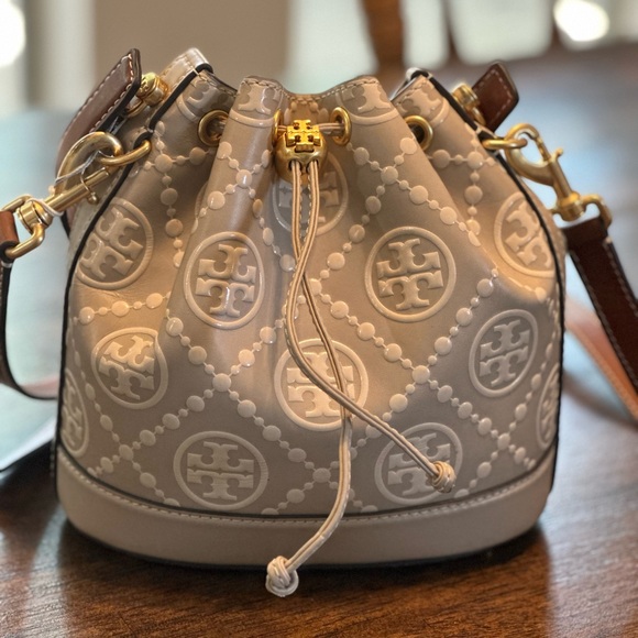 Tory Burch | Bags | Tory Burch Bucket Bag | Poshmark